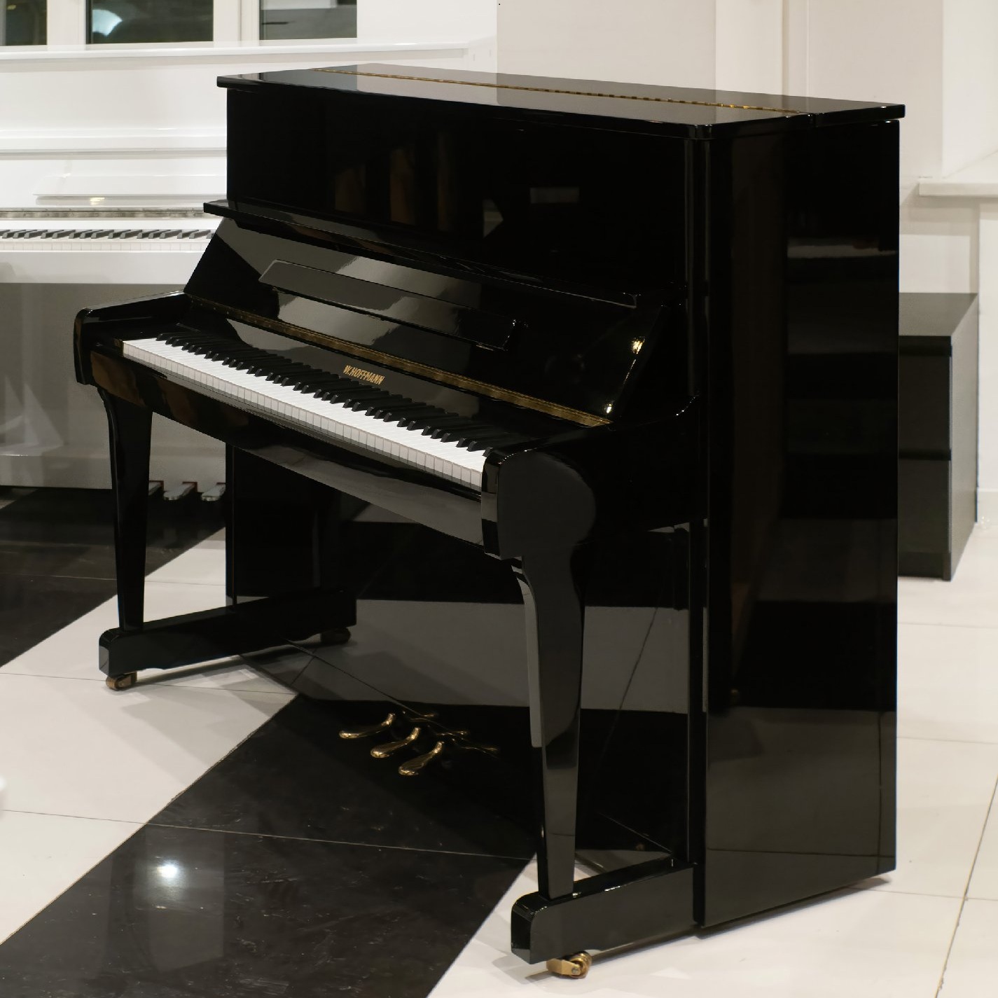 Пианино W. Hoffmann Vision V 120 (BU) черное, полированное - купить в ...